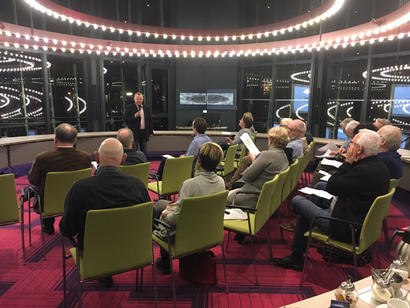 Wethouder lanceert samen met ouderen Werkgroep Senioren :: SP Boxtel Wethouder lanceert samen met ouderen Werkgroep Senioren :: SP Boxtel